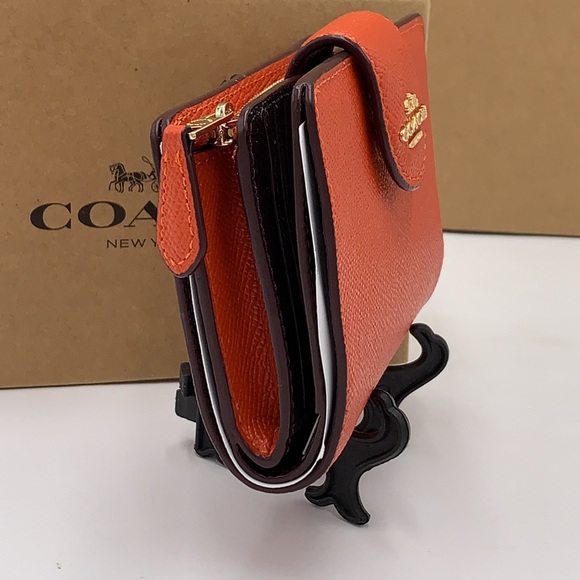 Coach | Bags | Coach Medium Corner Zip Wallet Gold Mango | Poshmark